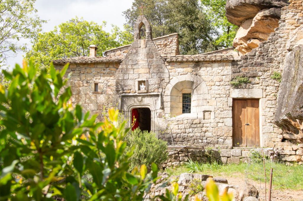 Randonnée : le Vieil Ucel - Camping Saint Amand